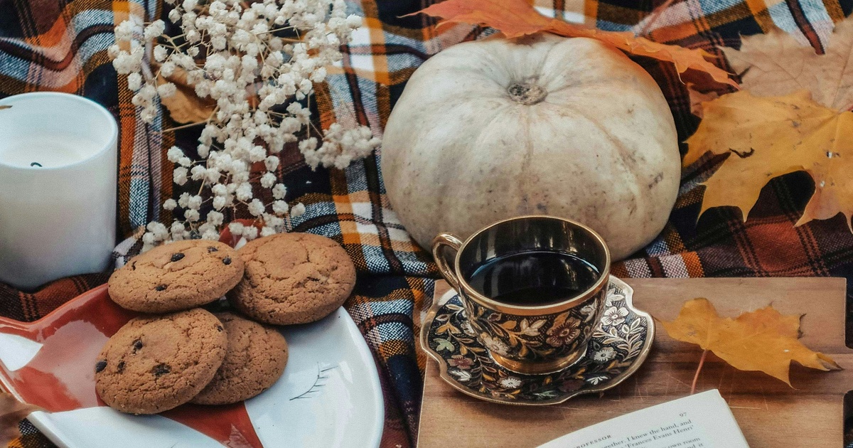 Lakewood Towne Center :: Host the Perfect Fall Garden Party: Cozy Ideas ...