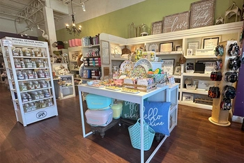 THE TOWN CENTER AT LEVIS COMMONS ::: Home