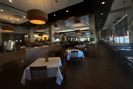 THE TOWN CENTER AT LEVIS COMMONS ::: Shopping